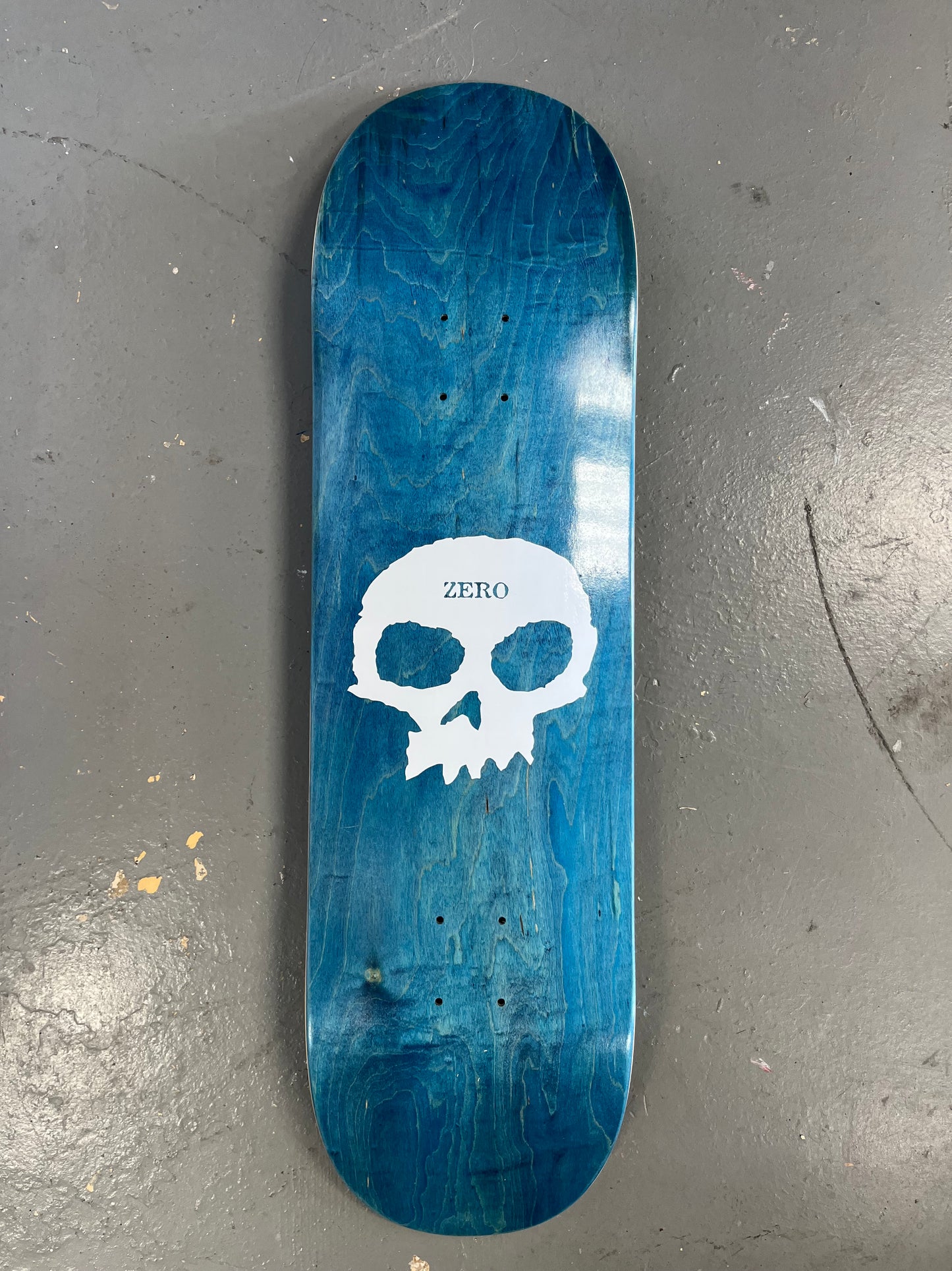 ZERO CURB SHAPE 8.75 BLUE STAIN WHITE SKULL – Greater skateshop